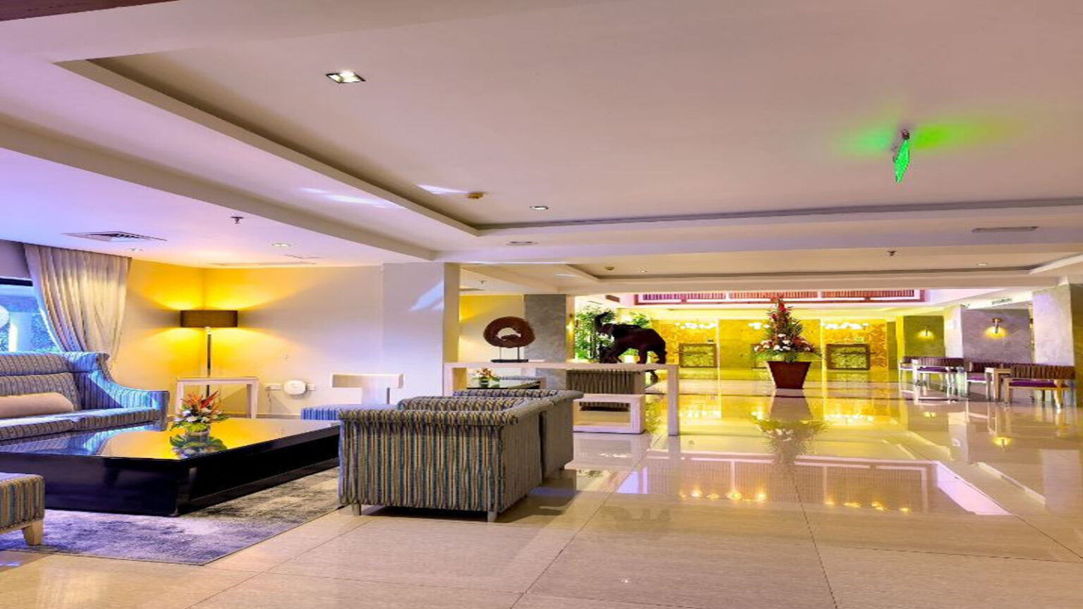 The Delta Hotel By Marriot review - by Saayaraha