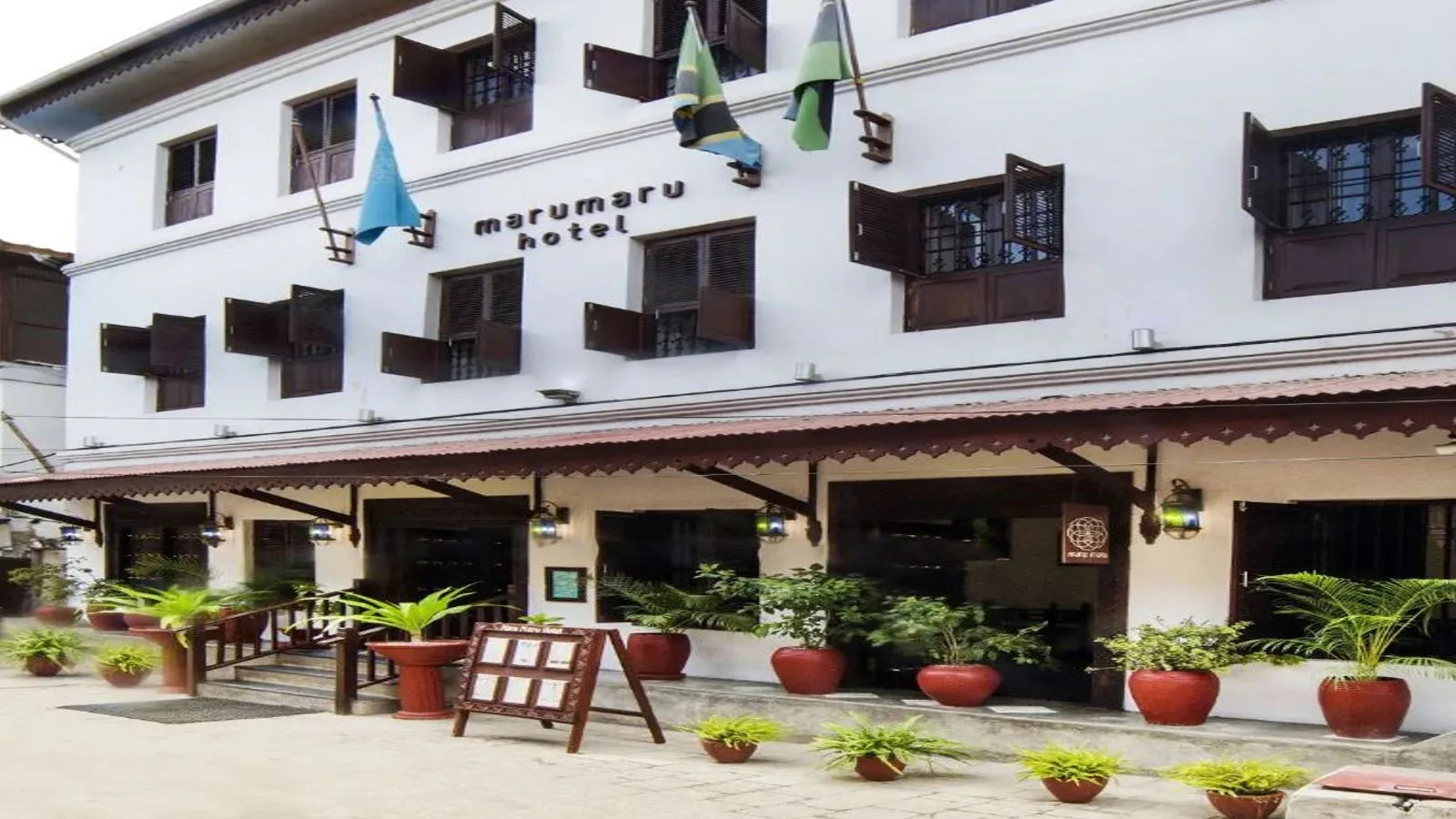 MaruMaru Hotel review - by Saayaraha